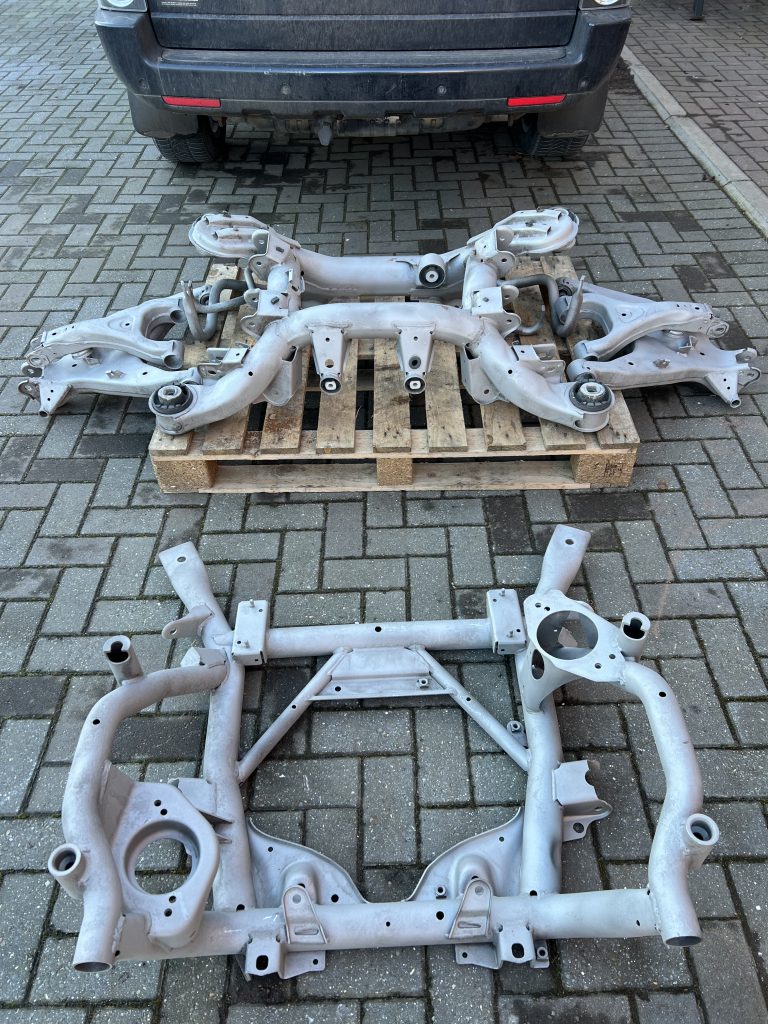 Remanufactured Rear Subframe L322 KHE500050 - Steve's Steel