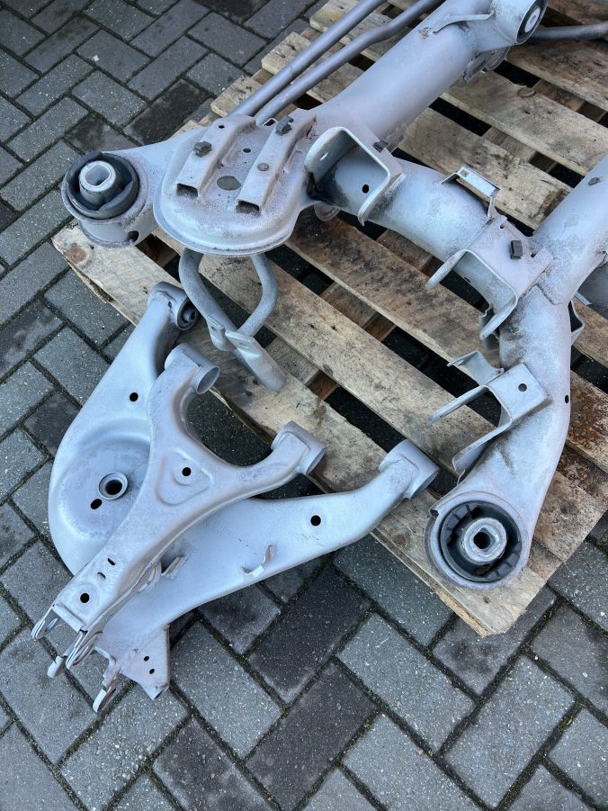 Remanufactured Rear Subframe L322 KHE500050 - Steve's Steel